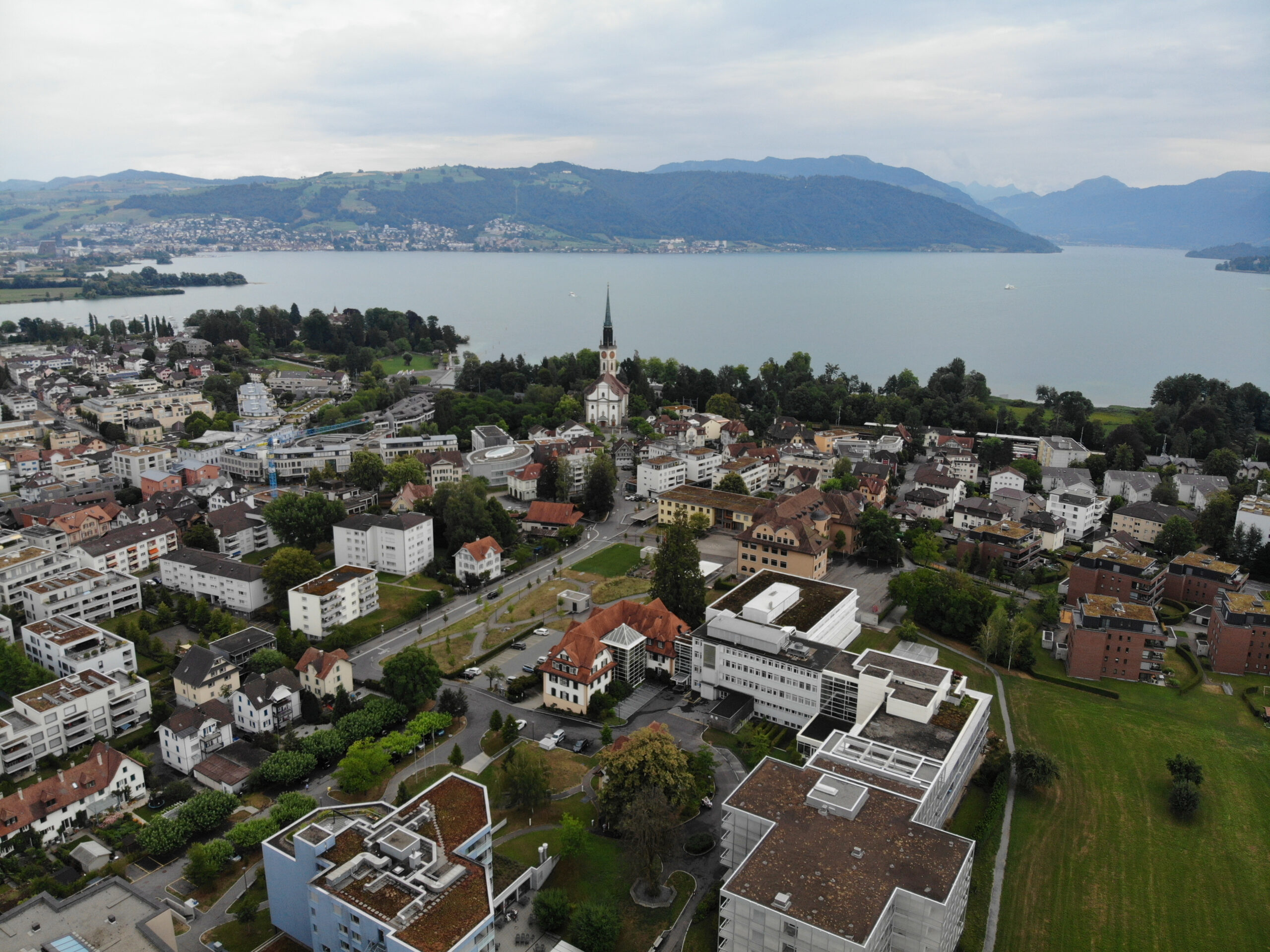 Gemeinde Cham, Zug – Wohnen, Verkehr & Gemeindeleben