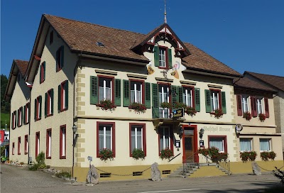 Gemeinde Hittnau, Zürich – Wohnen, Verkehr & Gemeindeleben